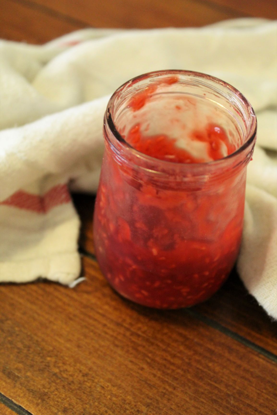 Easy Homemade Raspberry Freezer Jam | Oui Chéri Lifestyle